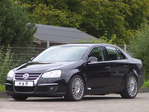 Ήρθαν τα VW Jetta(200 ίππους) και Passat(250 ίππους)