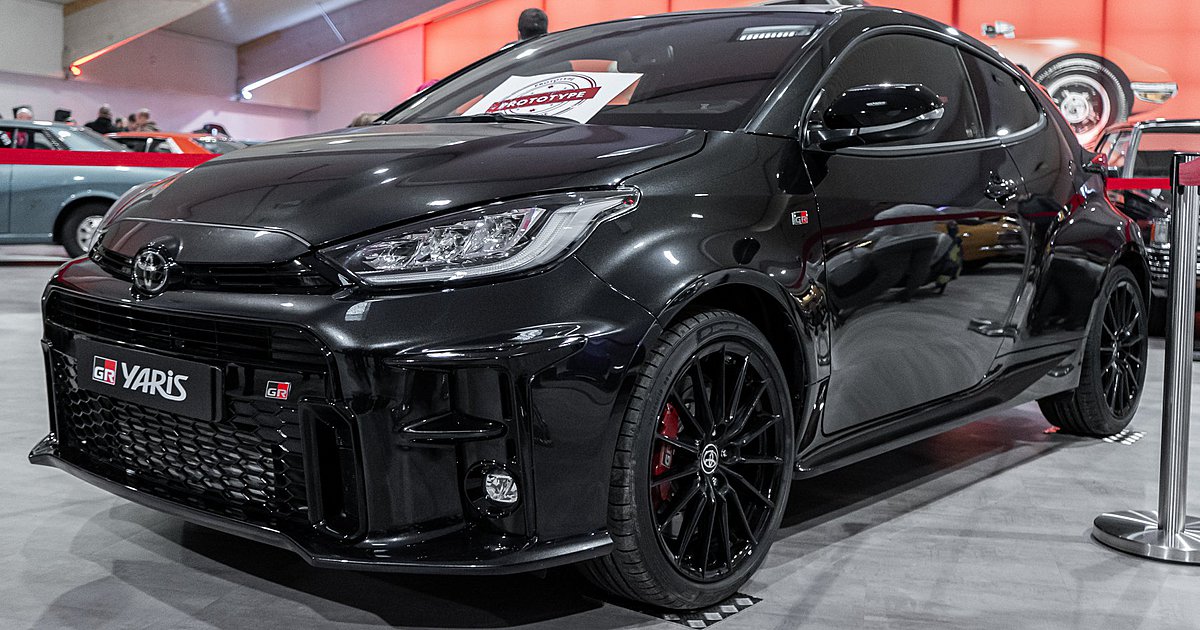 Το Total Black Toyota GR Yaris ξυπνά πάθη