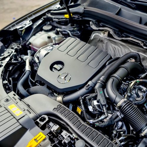2023 MERCEDES-BENZ GLA 200 MHEV - Δοκιμή, Τιμές, Τεχνικά | caranddriver.gr