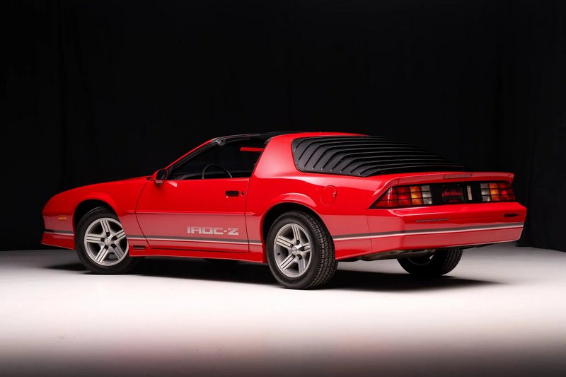 Η Chevrolet Camaro IROC-Z είναι μία χρονοκάψουλα από τη δεκαετία του ...