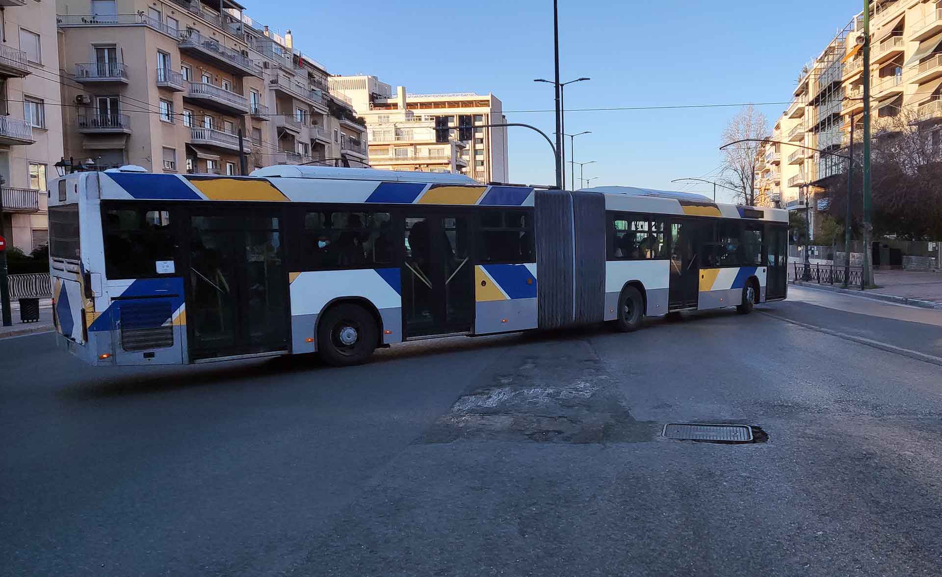 Μπαίνουν οι πρώτες κάμερες στα λεωφορεία - Στη «φάκα» οι οδηγοί που ...