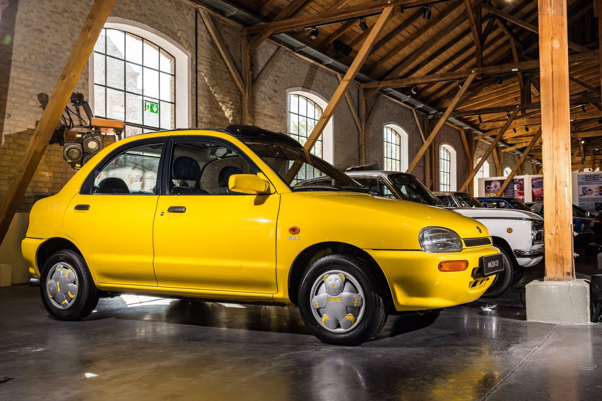 Τι σχέση έχουν τα ζελεδάκια Haribo με αυτό το χρυσό Mazda - Η ιστορία ...