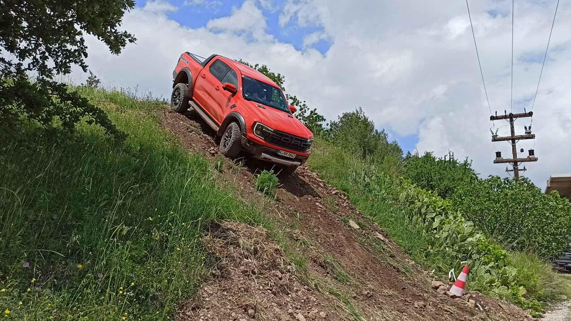 First Drive: Ford Ranger Raptor - Οδηγούμε στην Ελλάδα το σπορ pick-up ...