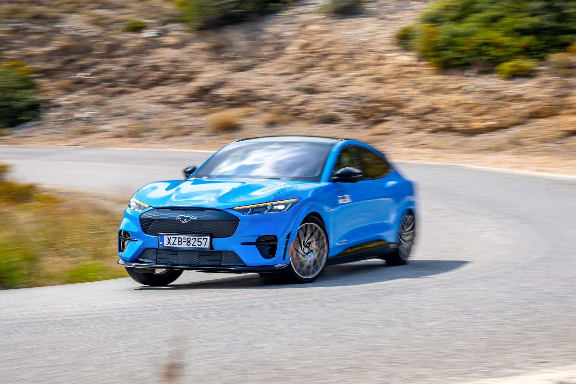 2025 FORD MUSTANG MACH-E GT - Δοκιμή, Τιμές, Τεχνικά | caranddriver.gr