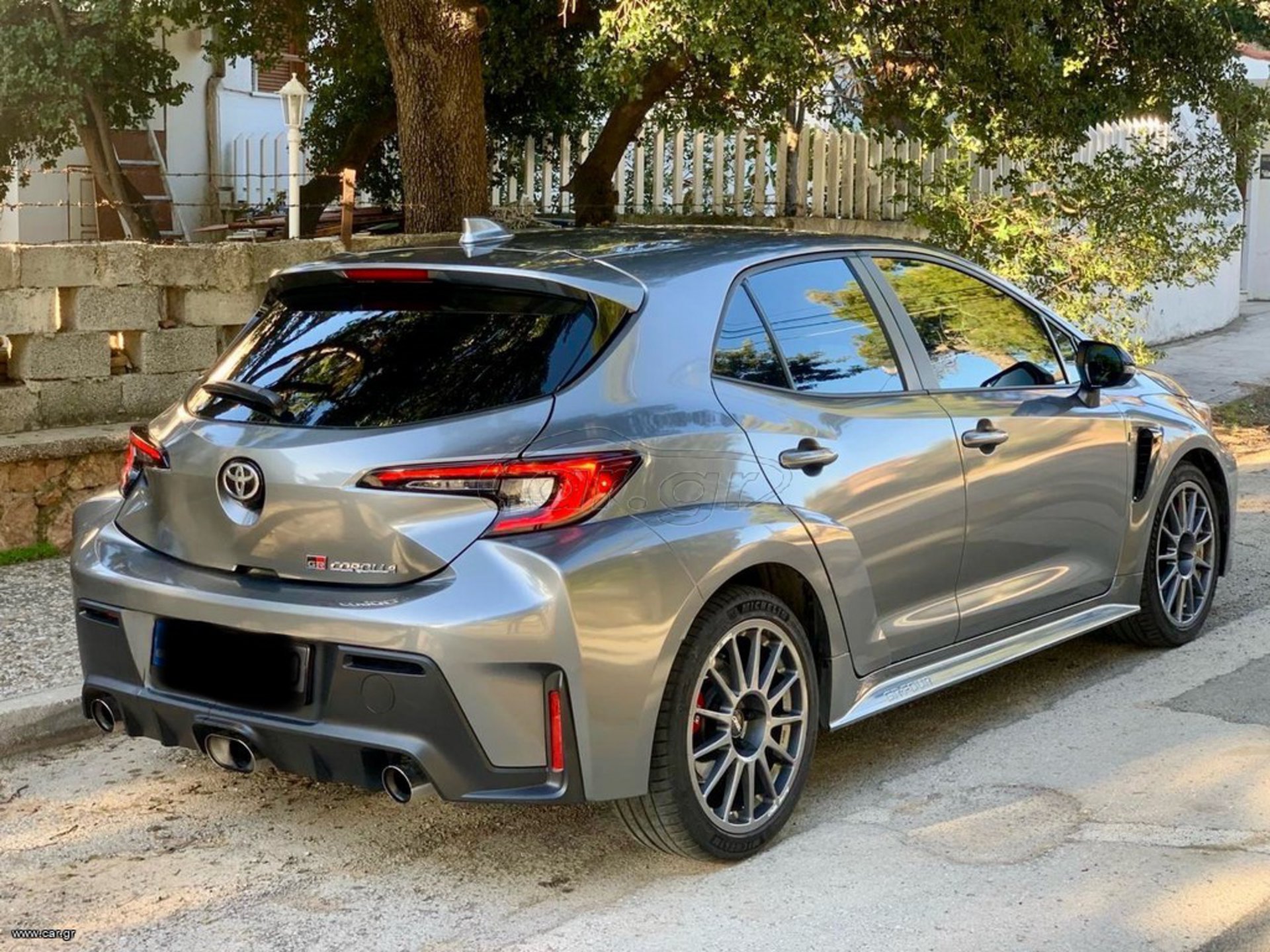 Πωλείται «ελληνική» Toyota GR Corolla - Η τιμή του hot hatch των 304 PS ...