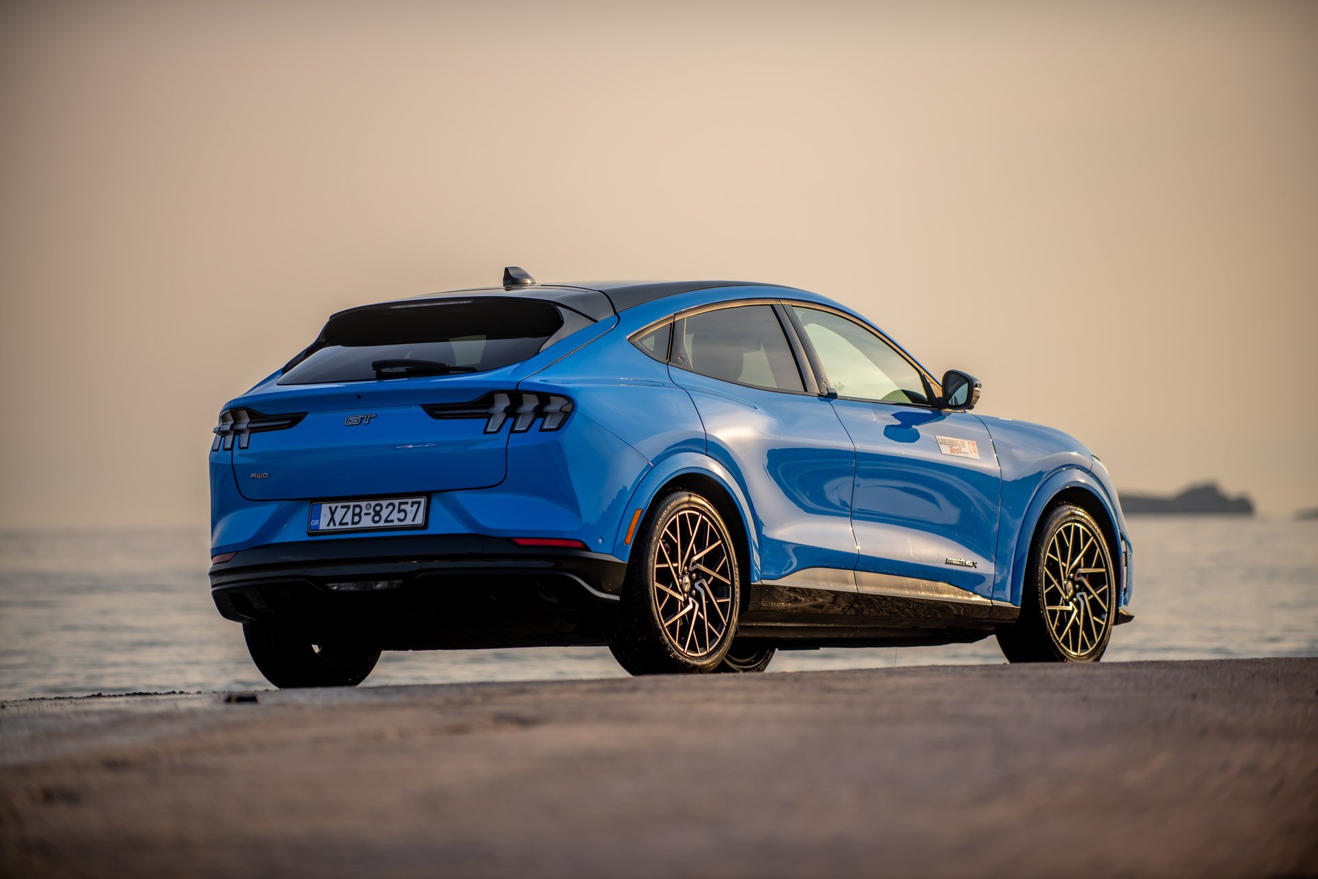 2025 FORD MUSTANG MACH-E GT - Δοκιμή, Τιμές, Τεχνικά | caranddriver.gr