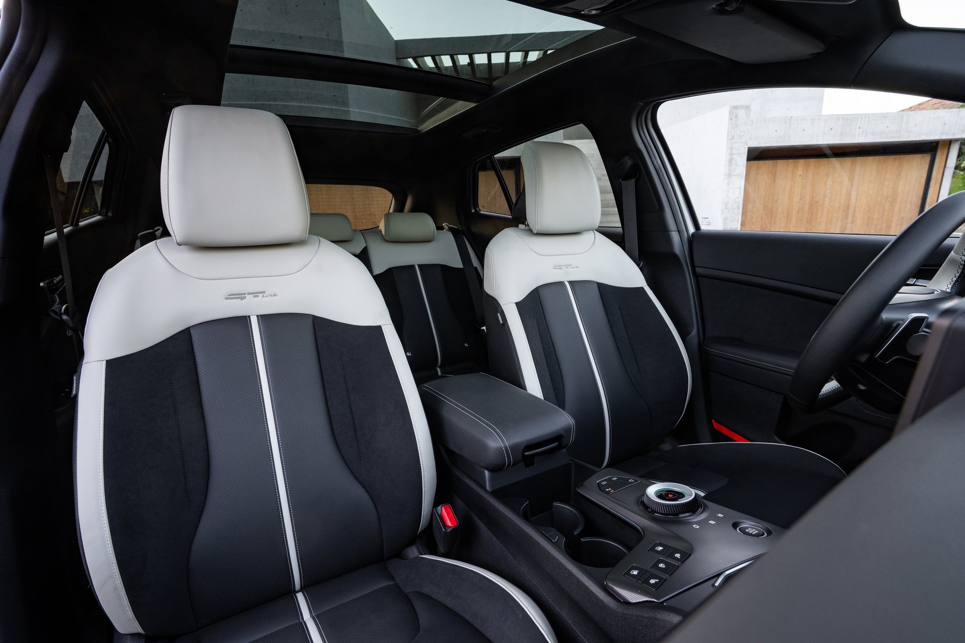2026 KIA SPORTAGE GT-Line - Δοκιμή, Τιμές, Τεχνικά | caranddriver.gr
