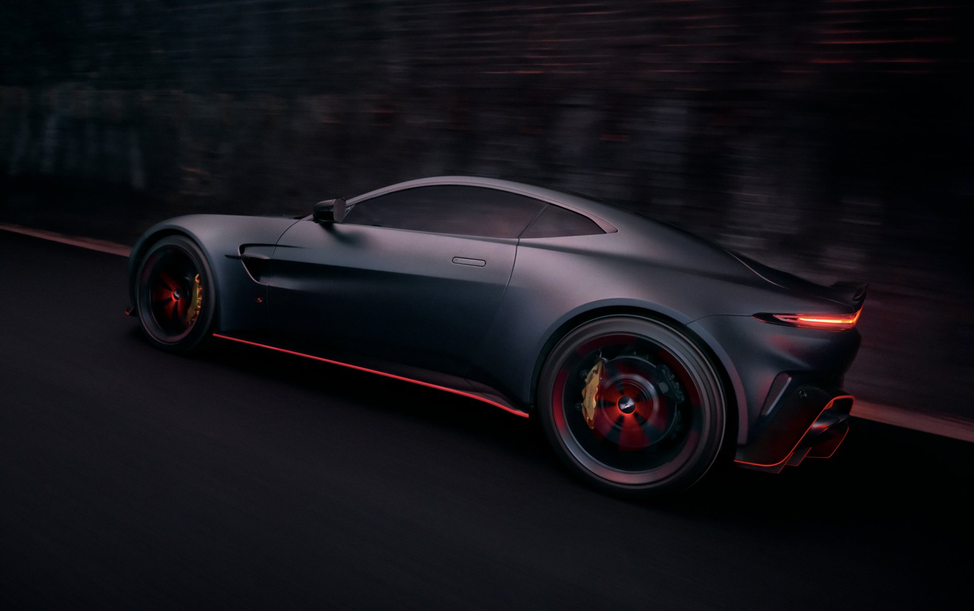 Η «καυτή» Aston Martin Vantage S έρχεται με 680 PS και νέα ανάρτηση (photos)