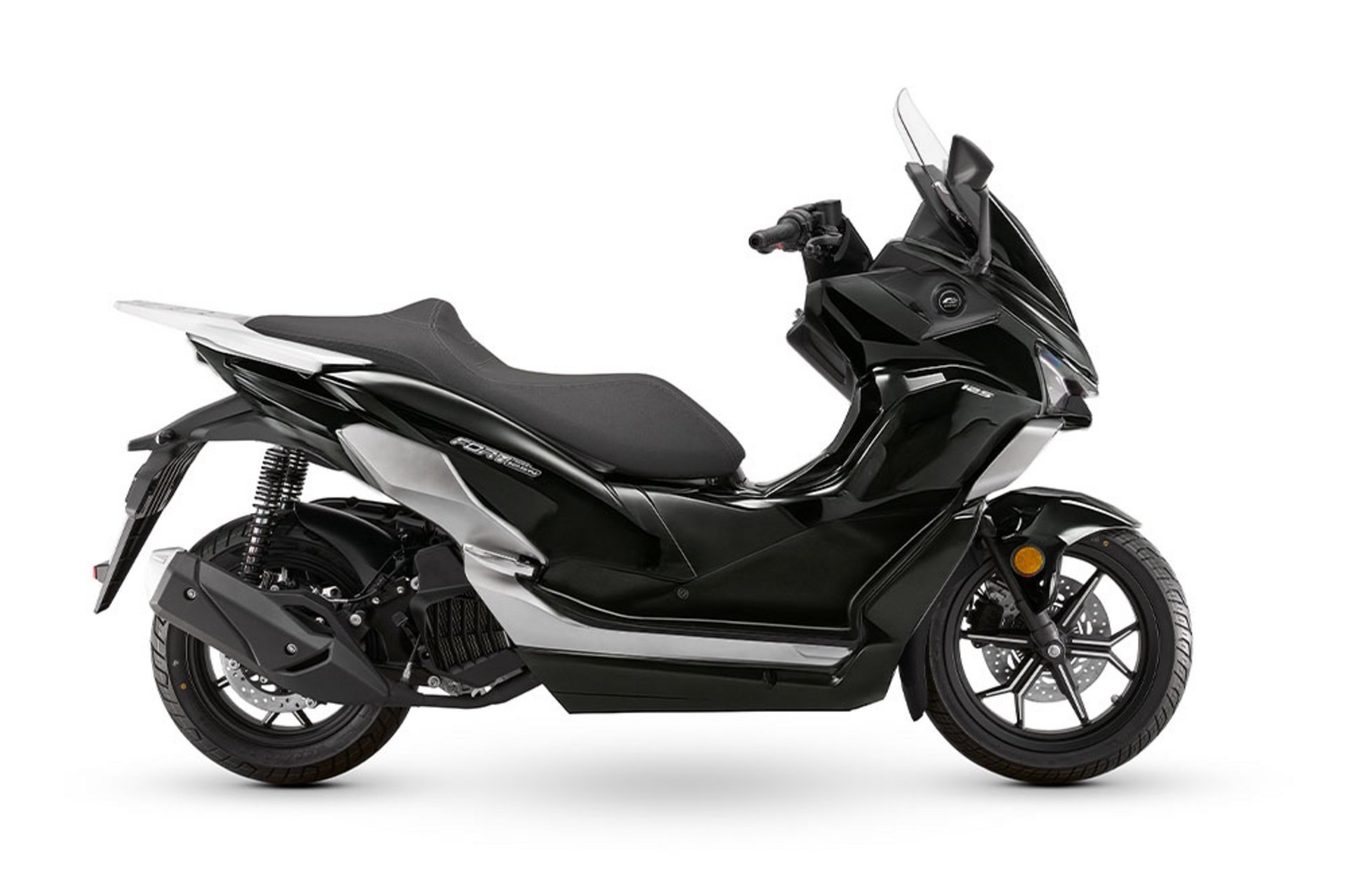 QJMOTOR Fort 125N - Ο βενιαμίν των GT είναι εδώ