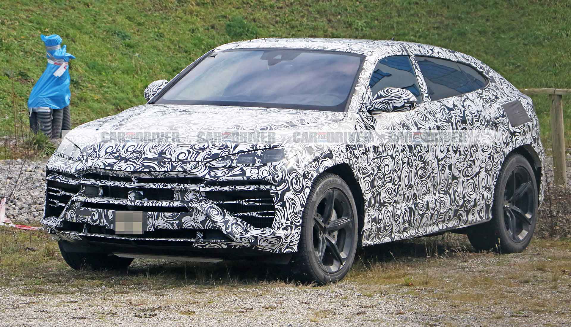 Η νέα Lamborghini Urus PHEV πιο «αγριεμένη» με πανίσχυρο κινητήρα ...