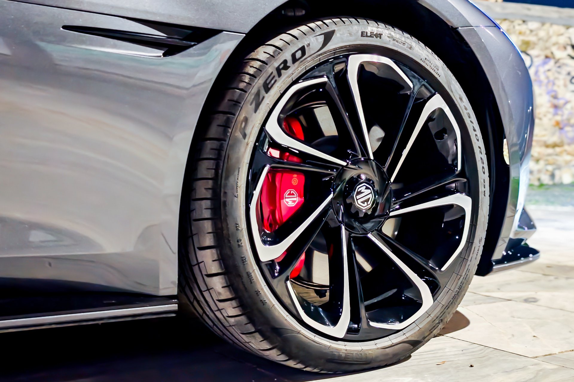 2026 MG Cyberster Dual Motor 510 PS - Δοκιμή, Τιμές, Τεχνικά ...