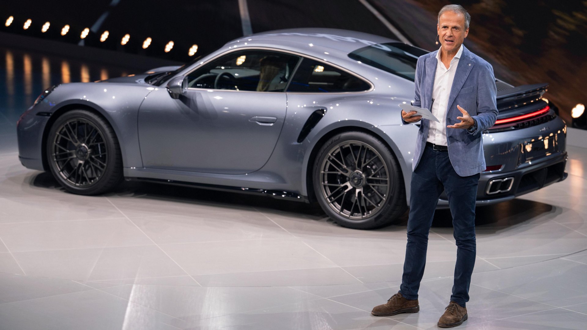 Porsche: Αποχωρεί μετά από 21 χρόνια ο επικεφαλής σχεδιασμού - Ποιος ...